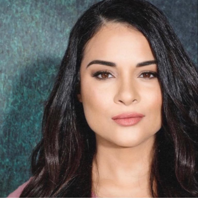 BIOGRAPHY – Official Alisa Reyes Website